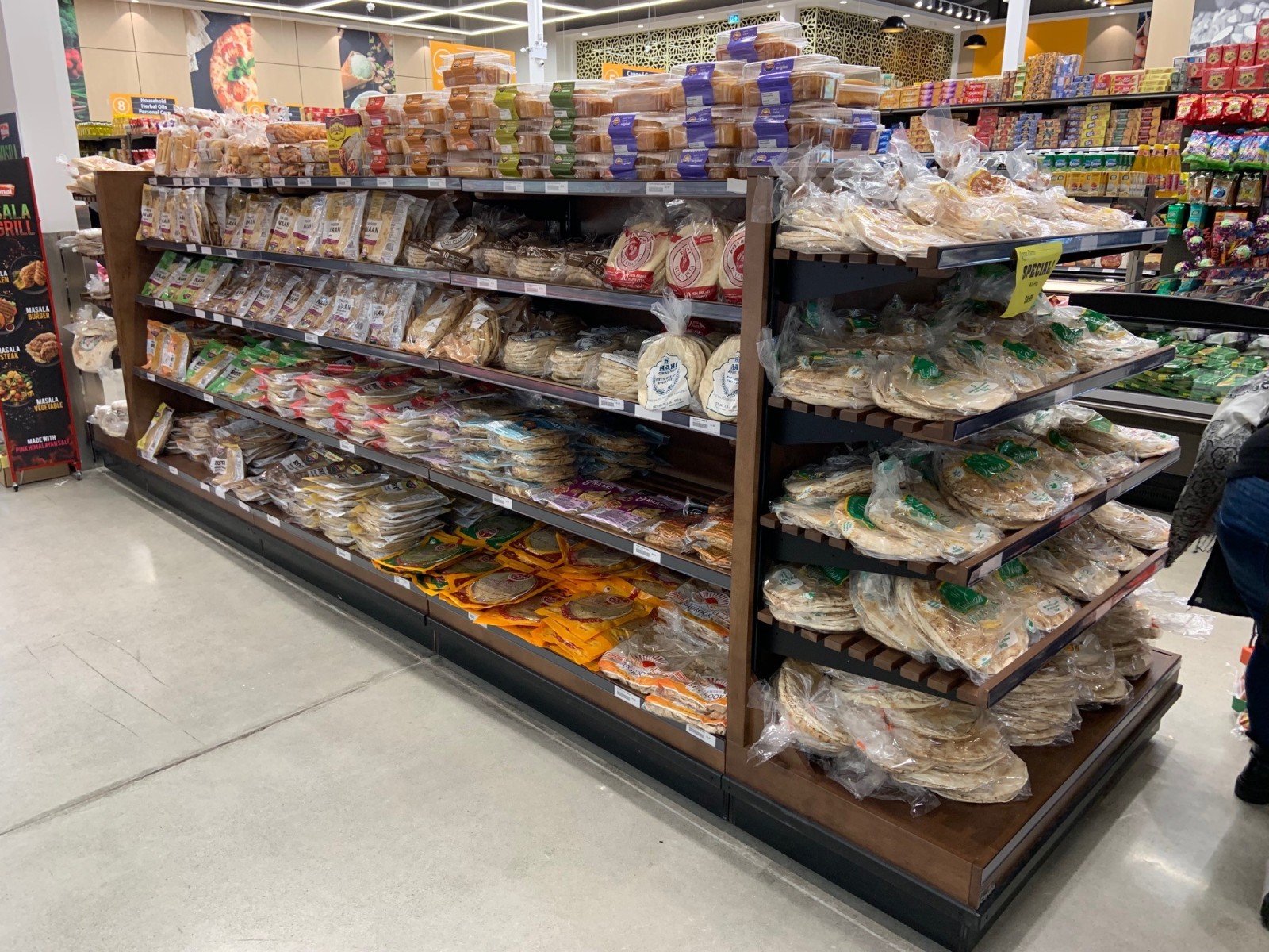 Bakery | Bakery Shelving Displays | Island Shelving Display | Island ...