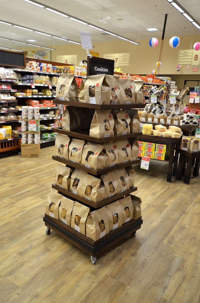 Bakery | Bakery Shelving Displays | Walkaround Shelving Displays ...